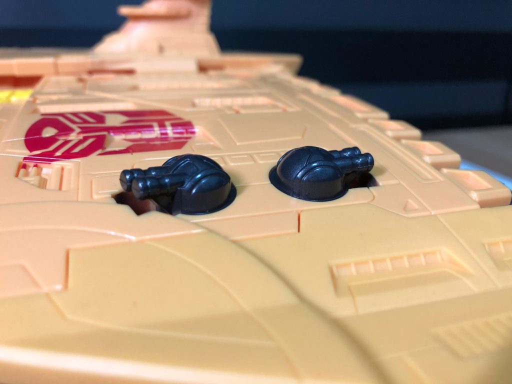 [Transformers] The Ark, the Autobots’ spaceship, finally gets a toy ...