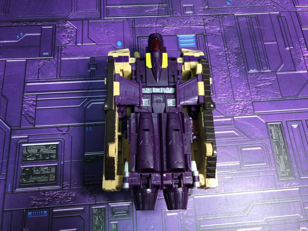 [Transformers] Transformers: Legacy’s Blitzwing is the most show ...