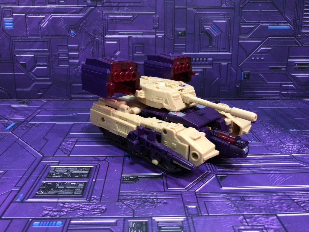 [Transformers] Transformers: Legacy’s Blitzwing is the most show ...